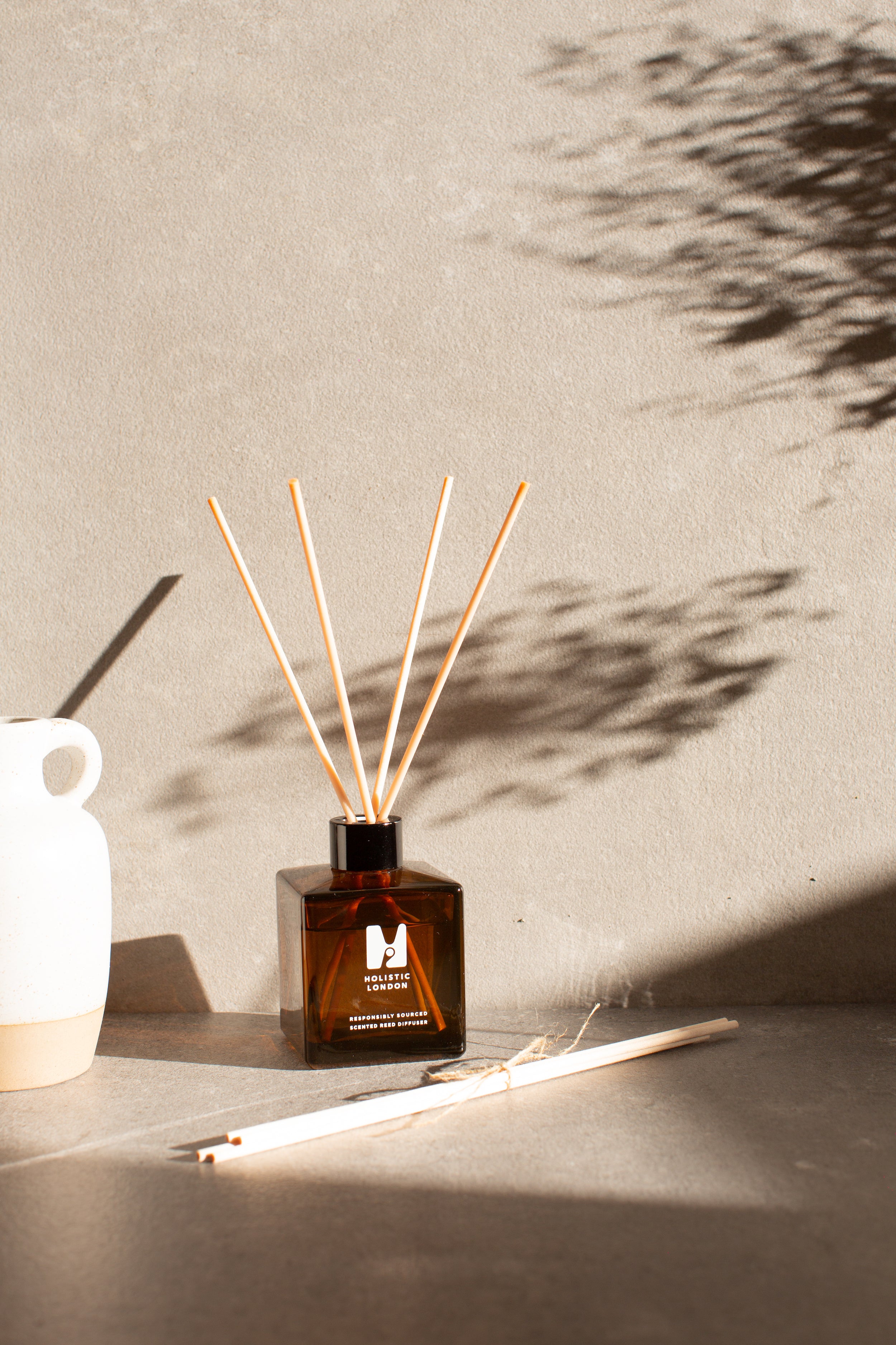 LAVENDER + PATCHOULI REED DIFFUSER – Holistic London Co
